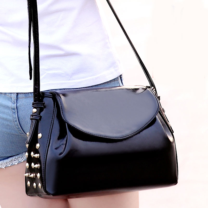 Vintage Punk Leather Rivet Shoulder Bag on Luulla
