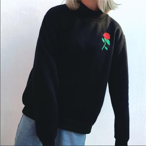 Rose Sweater on Luulla